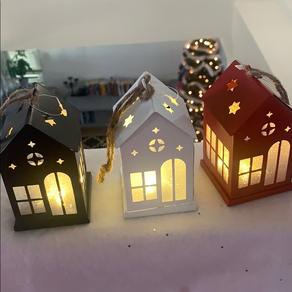 Christmas | Holiday | Light Up Hanging Metal House Set | Poshmark